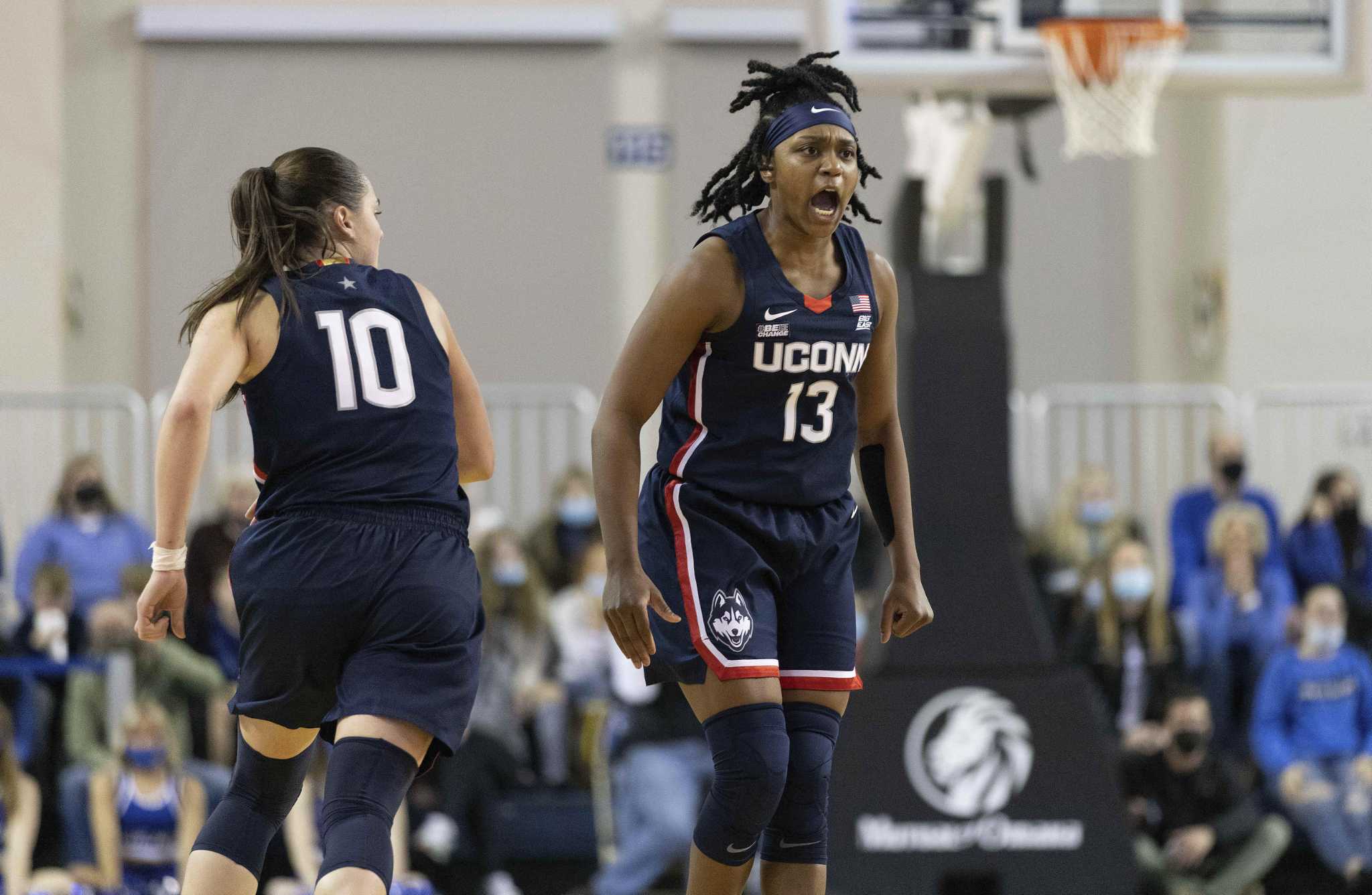 UConn women’s basketball team climbs to No. 8 in the AP Top 25 poll