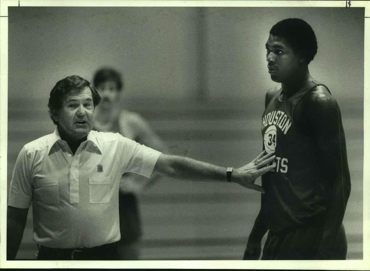 Bill Fitch, Hall of Fame coach who rebuilt the Rockets into 1986 NBA ...