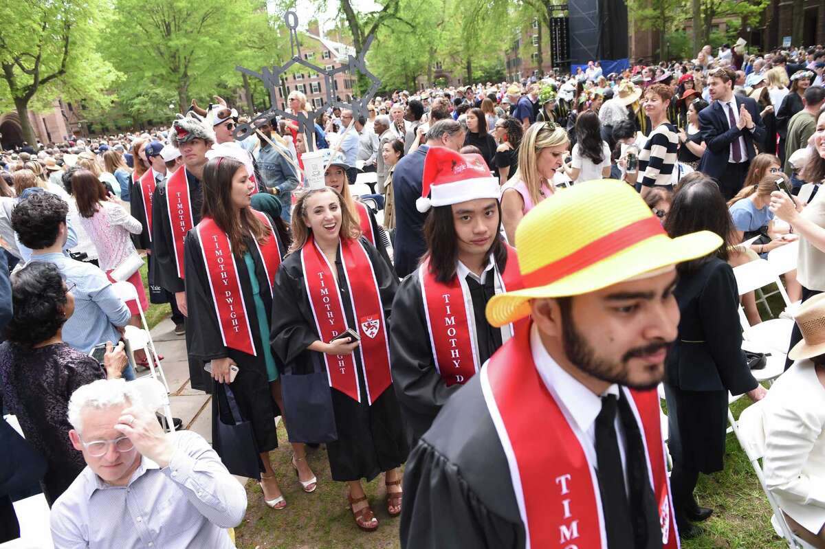 Yale to welcome families, guests at graduation for first time since 2019