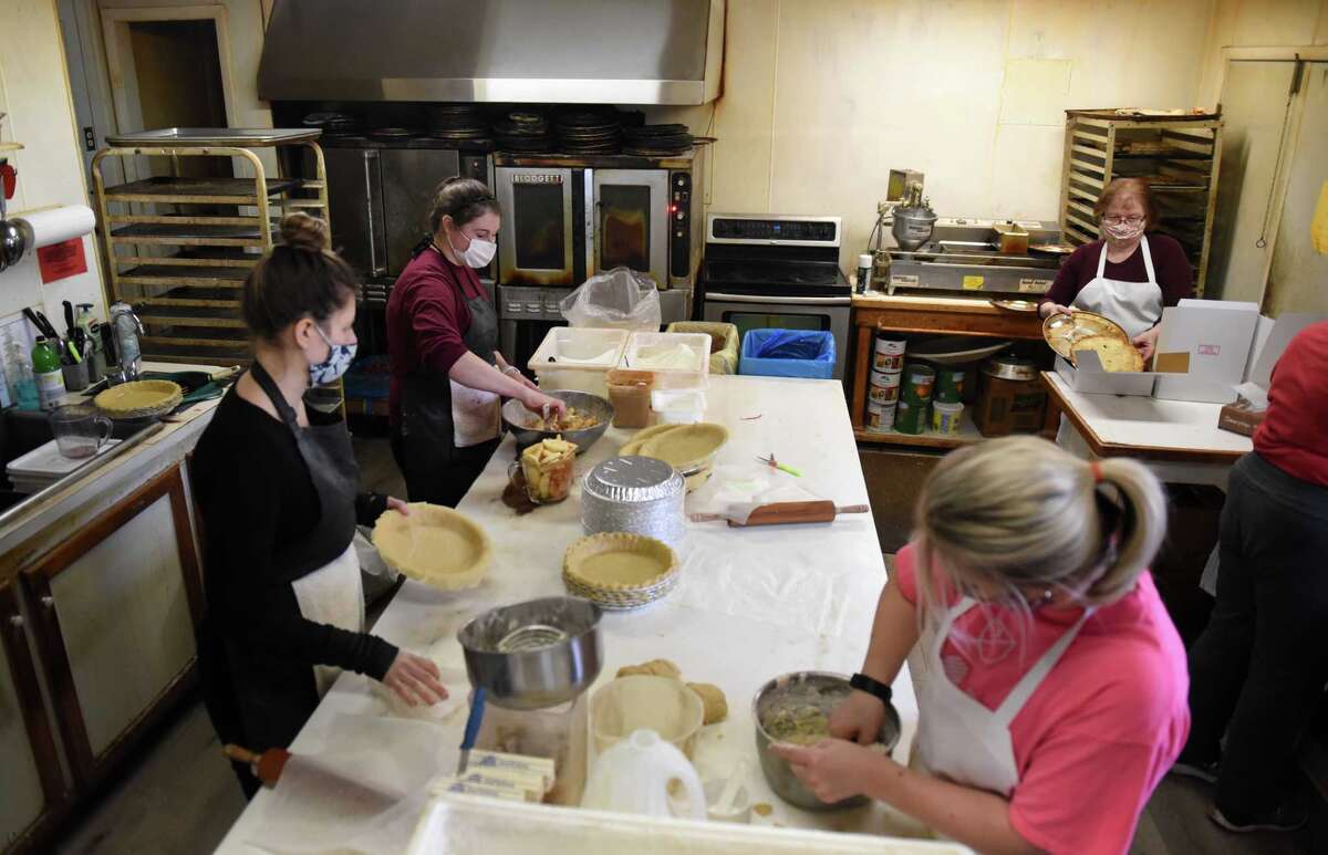 Family-owned pie shop churning out apple-baked goodness