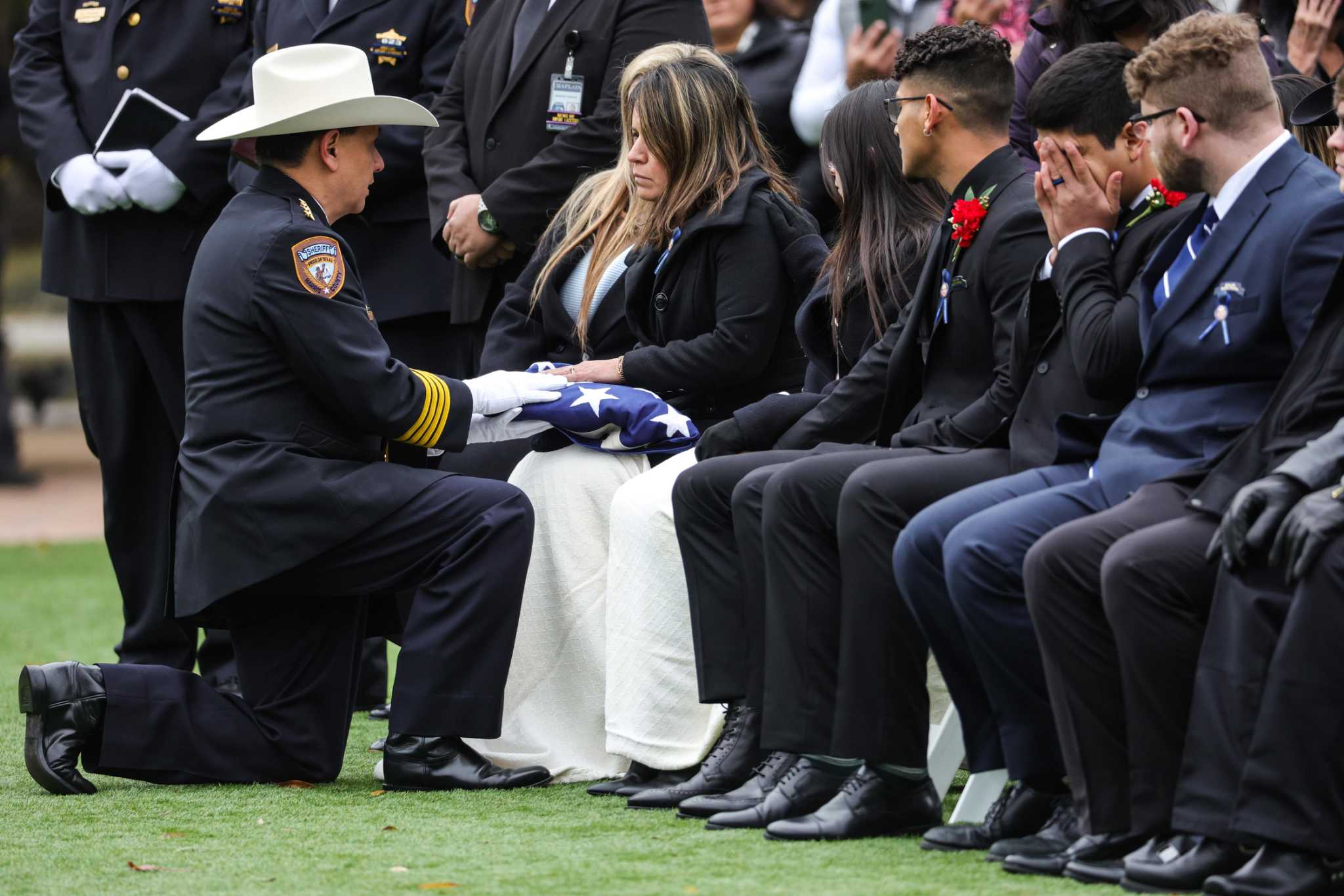 Sheriff's Sgt. Ramon Gutierrez remembered for dedication to family and ...