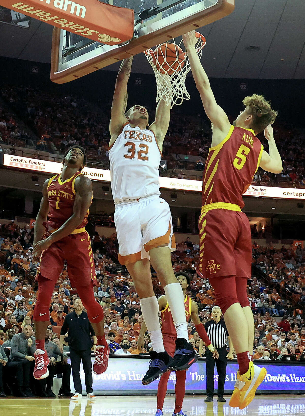 Texas uses huge second half to rout Iowa State