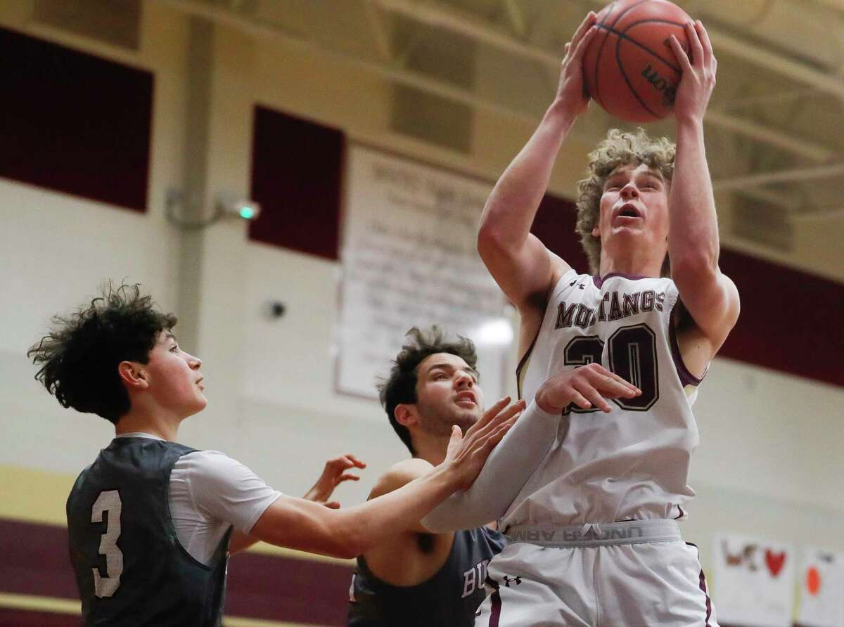 Magnolia West inches toward first playoff spot in over a decade