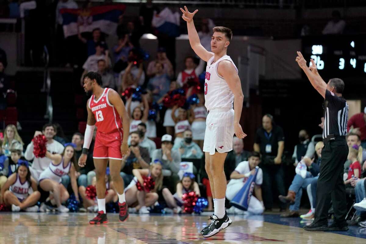 SMU rallies to stun No. 6 University of Houston