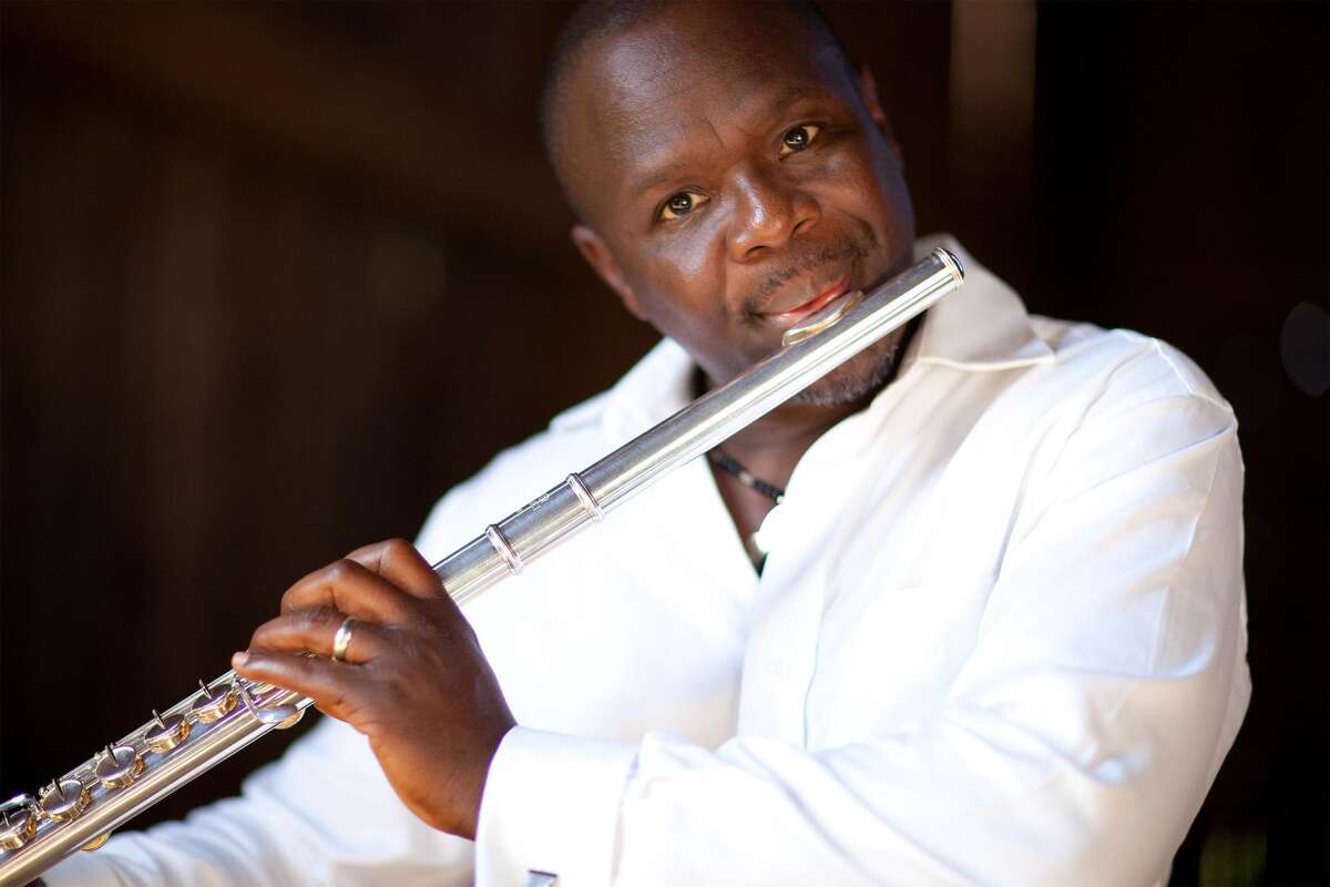 Musician and humanitarian Samite Mulondo presents ‘Resilience’ at USJ