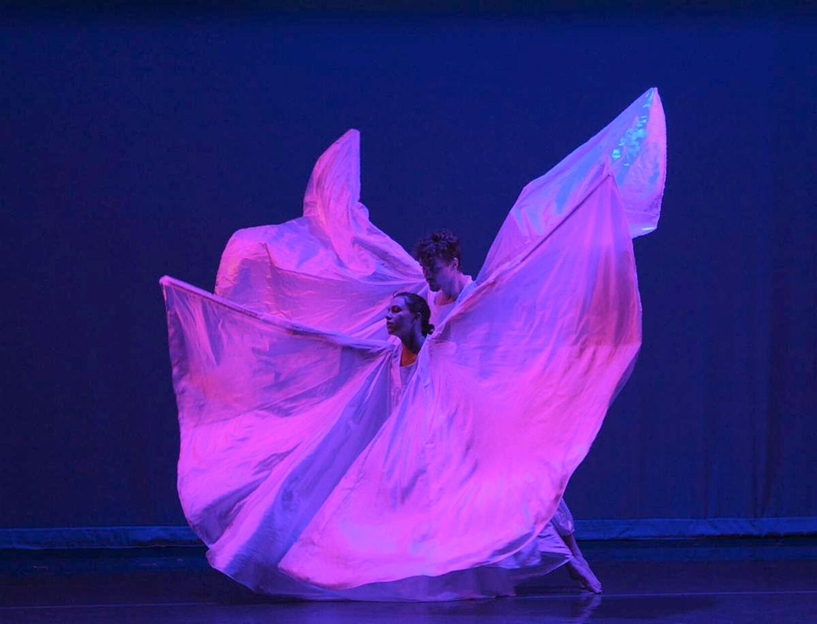 Sonia Plumb’s ‘Duos & Trios’ is next dance performance at Hill-Stead
