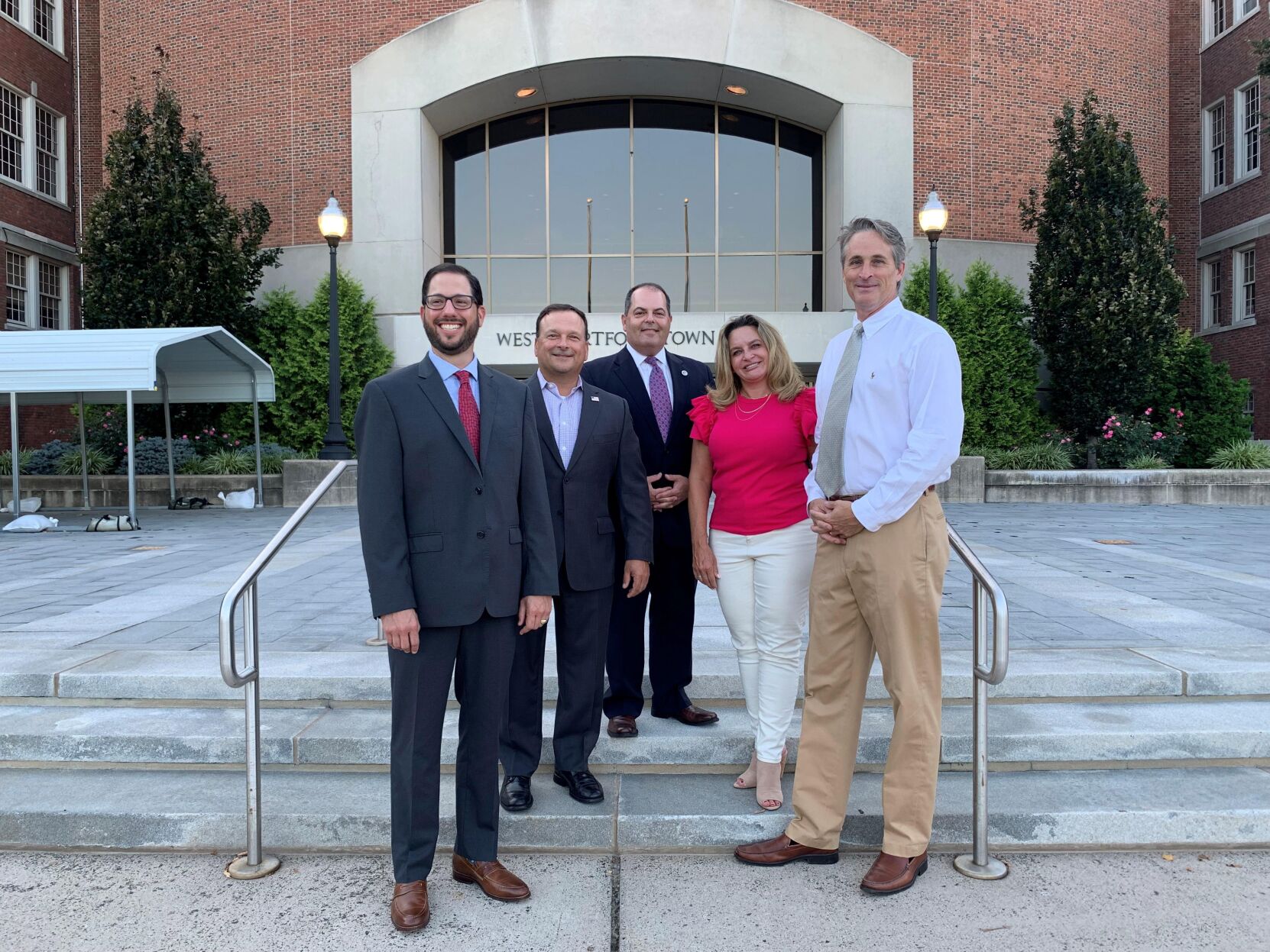 A group of former West Hartford Republicans have formed a new party ...