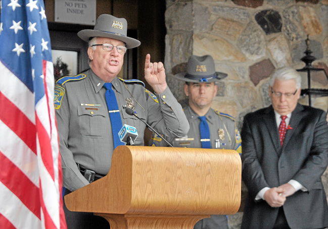Former long-time Connecticut State Police spokesman Paul Vance to retire