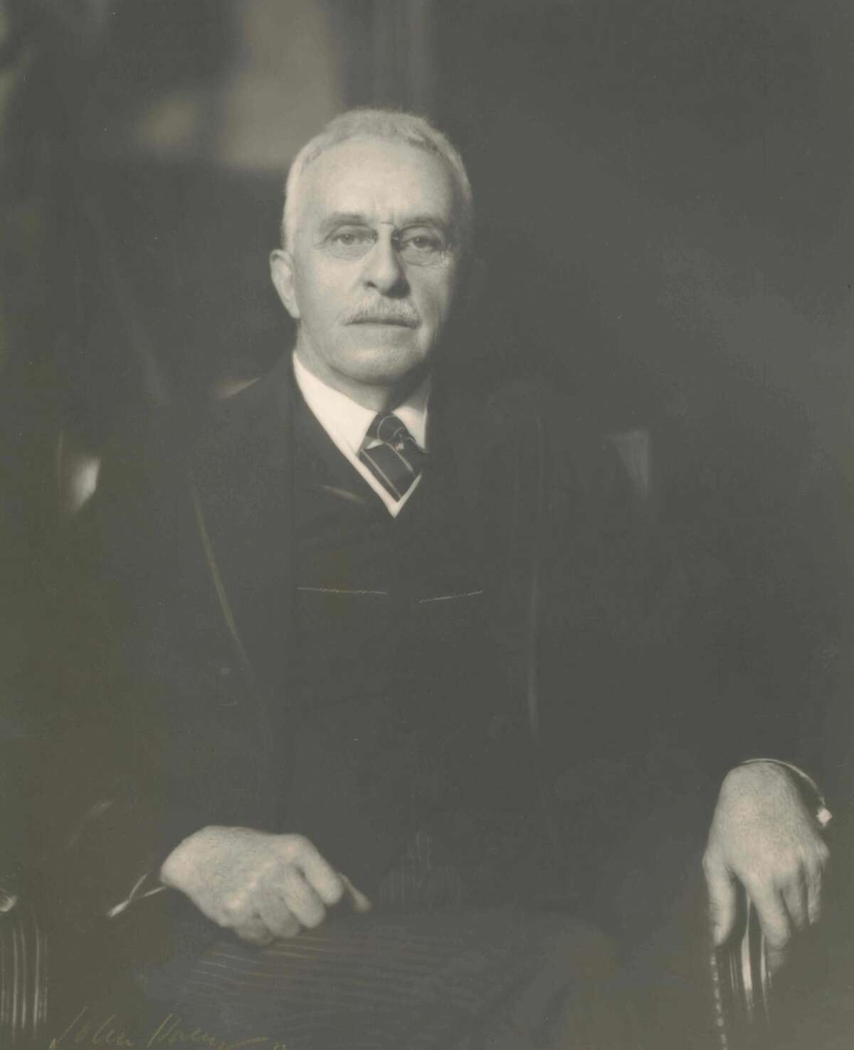 Gov. Wilbur Cross is subject of history lecture in Roxbury