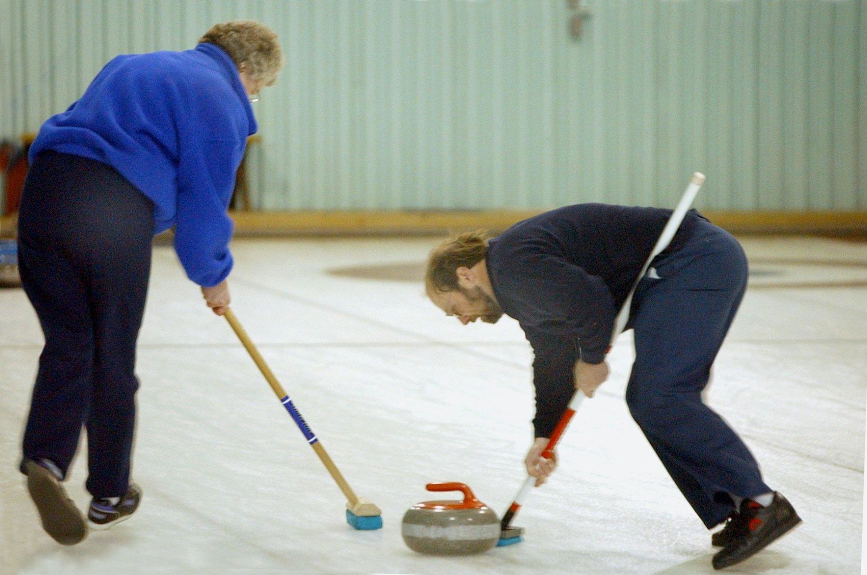 Learn to curl with the Norfolk Curling Club
