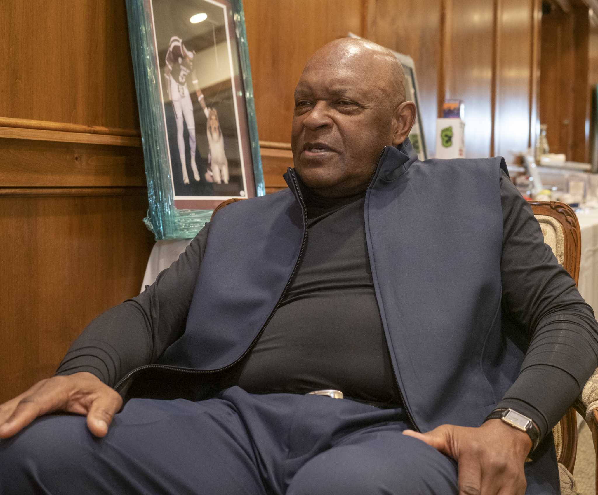 Baseball legend Vida Blue hopes lockout is resolved