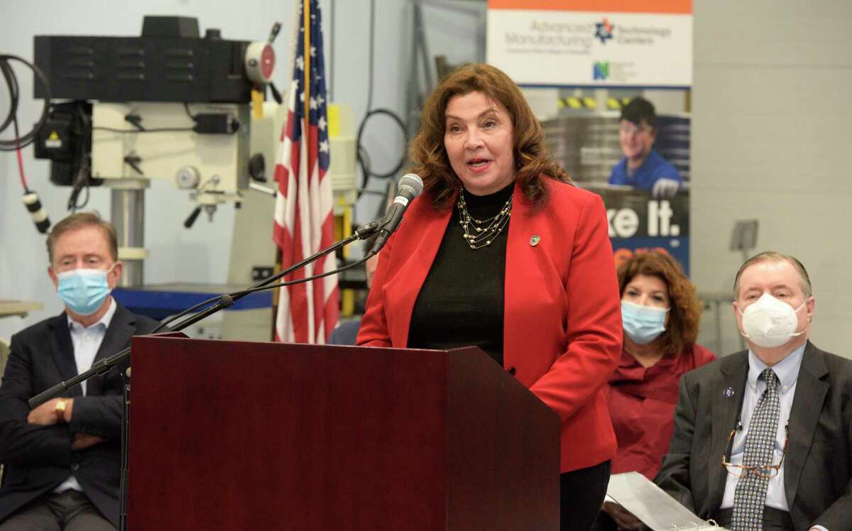 New center in Danbury to prepare students for manufacturing jobs: ‘What ...
