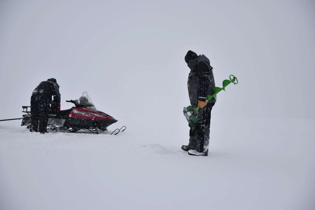Video: Manistee, Benzie County ice fishing contest draws hundreds to ...