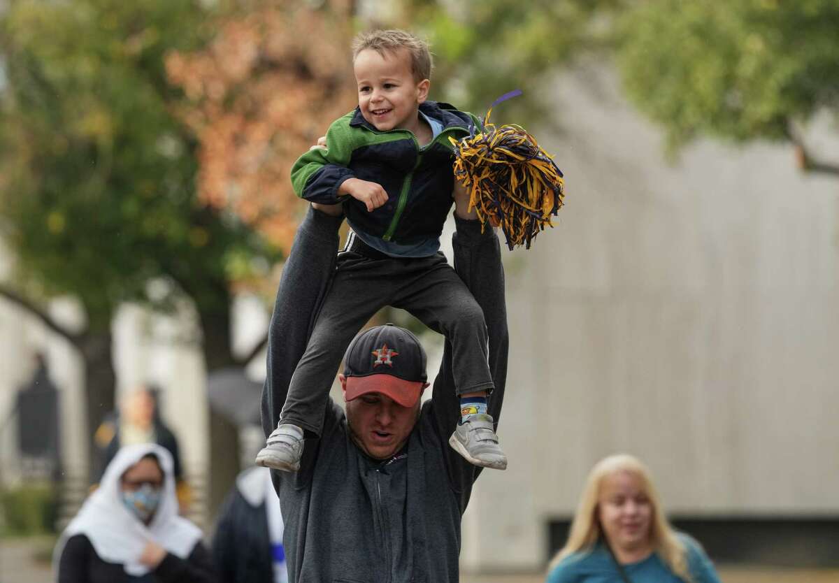 While waiting out MLB lockout, “Rally Nuns” run through downtown ...
