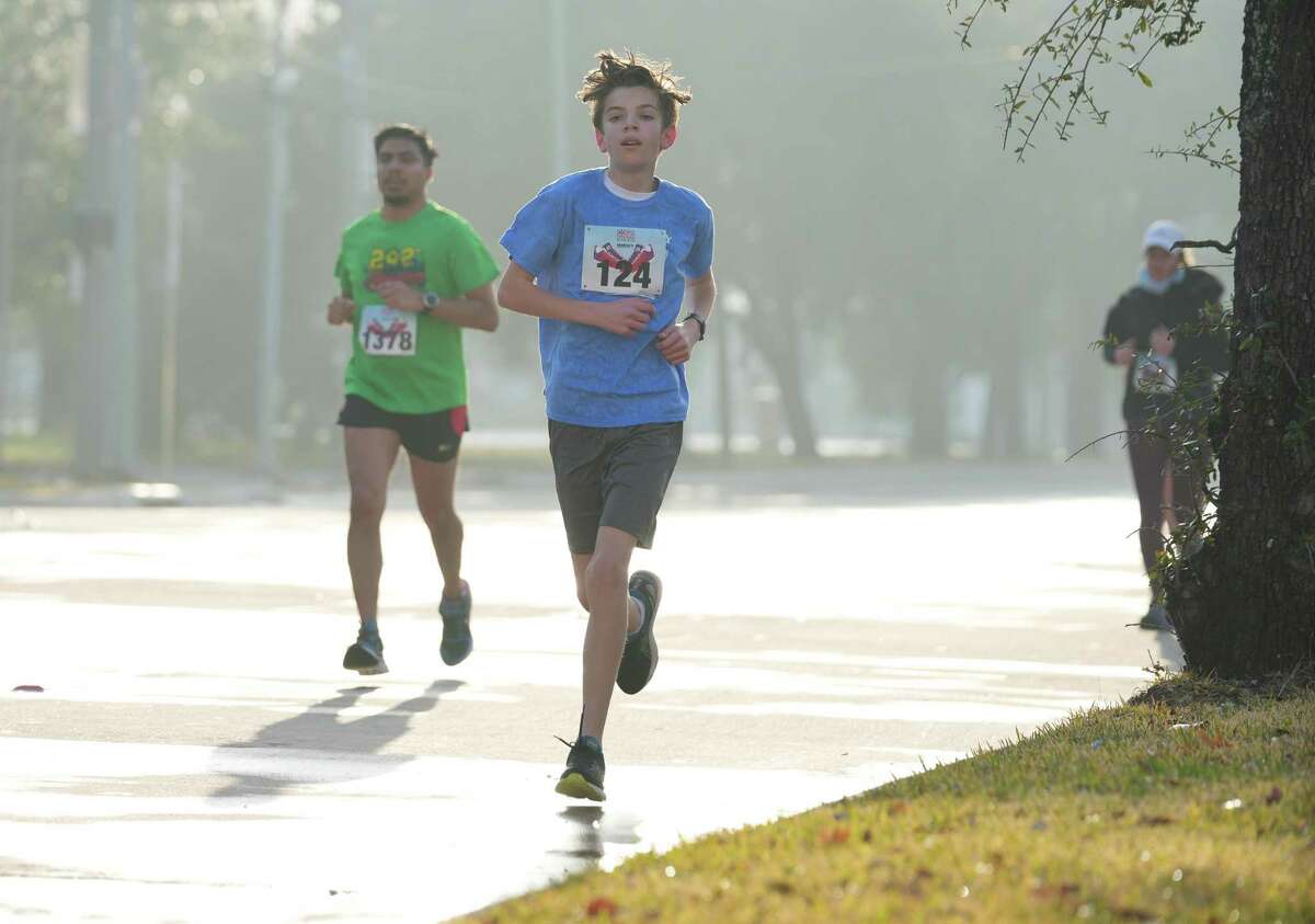 While waiting out MLB lockout, “Rally Nuns” run through downtown ...