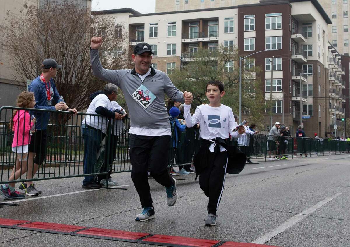 While waiting out MLB lockout, “Rally Nuns” run through downtown ...
