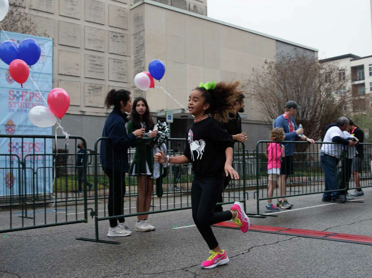 While waiting out MLB lockout, “Rally Nuns” run through downtown ...