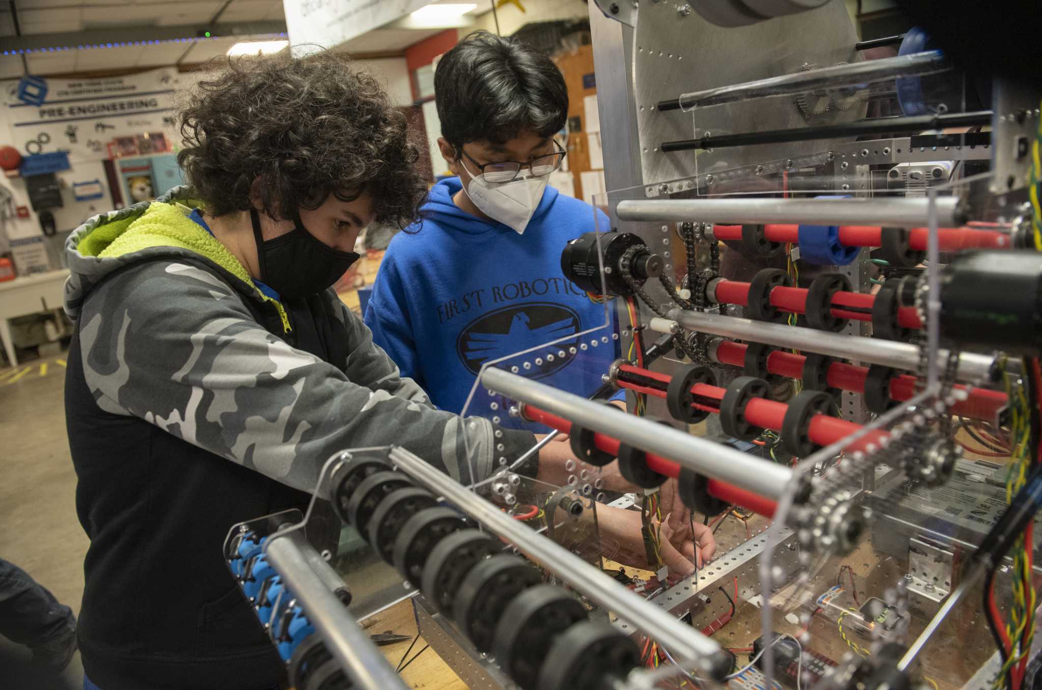 Albany High engineering kids headed to competition after 2-year hiatus