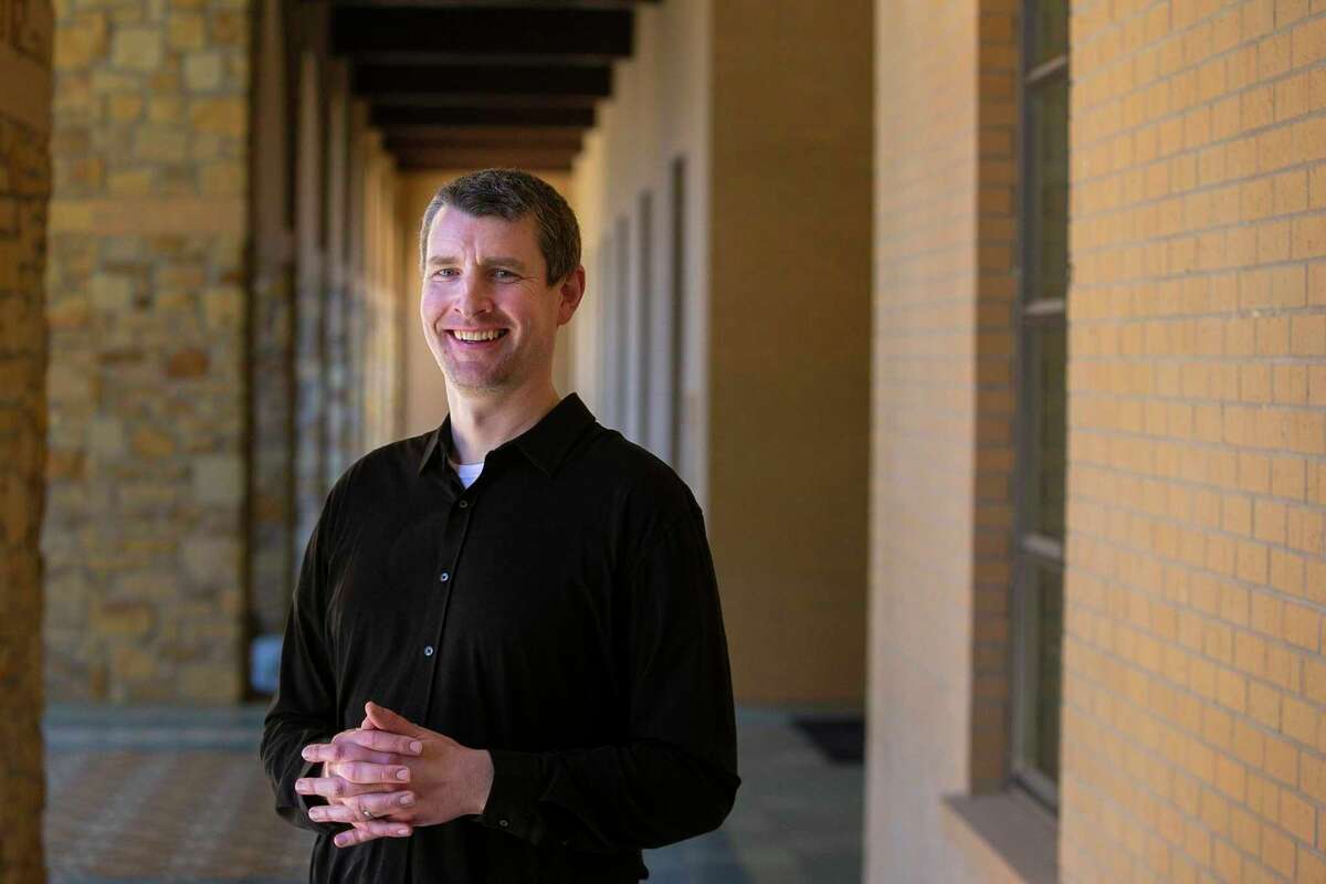 San Antonio professor uses lessons learned from European unrest to ...