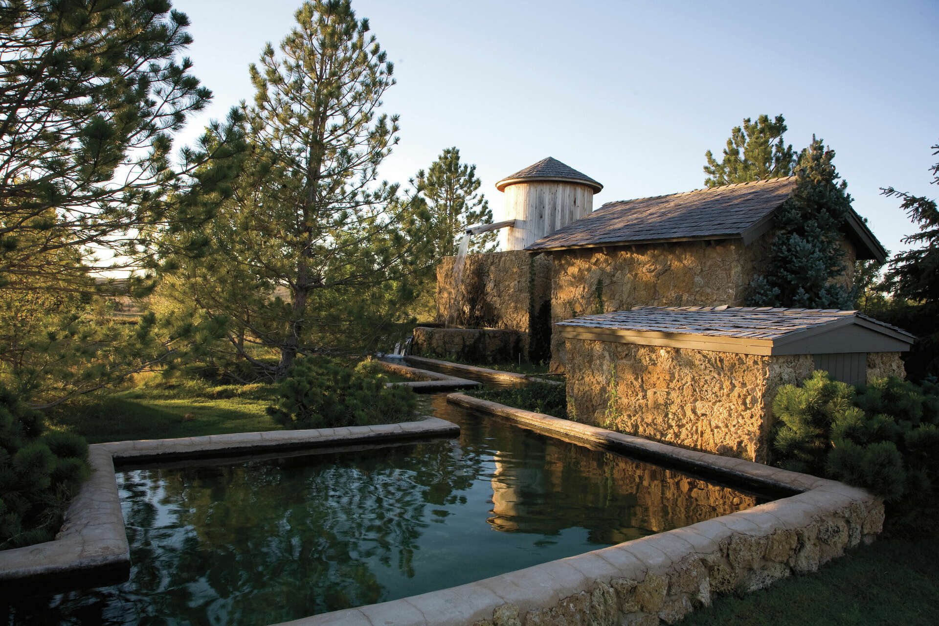 Texas oil baron's 65-acre ranch up for $170M, has links, pub, skeet range