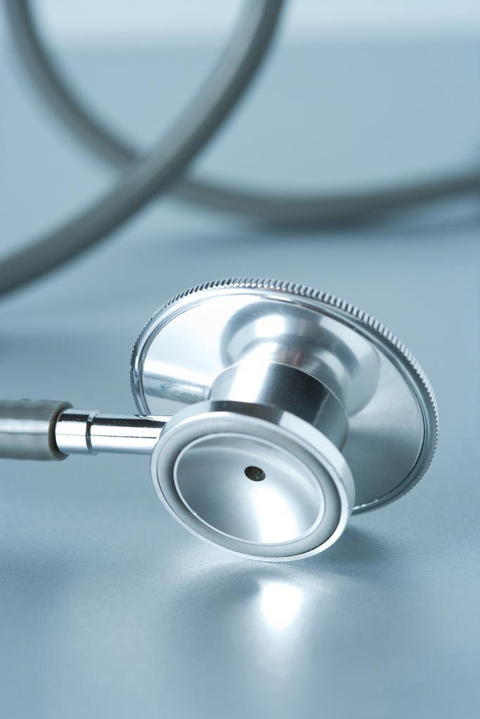 CT doc accused of asking for fake COVID vaccine to not renew license