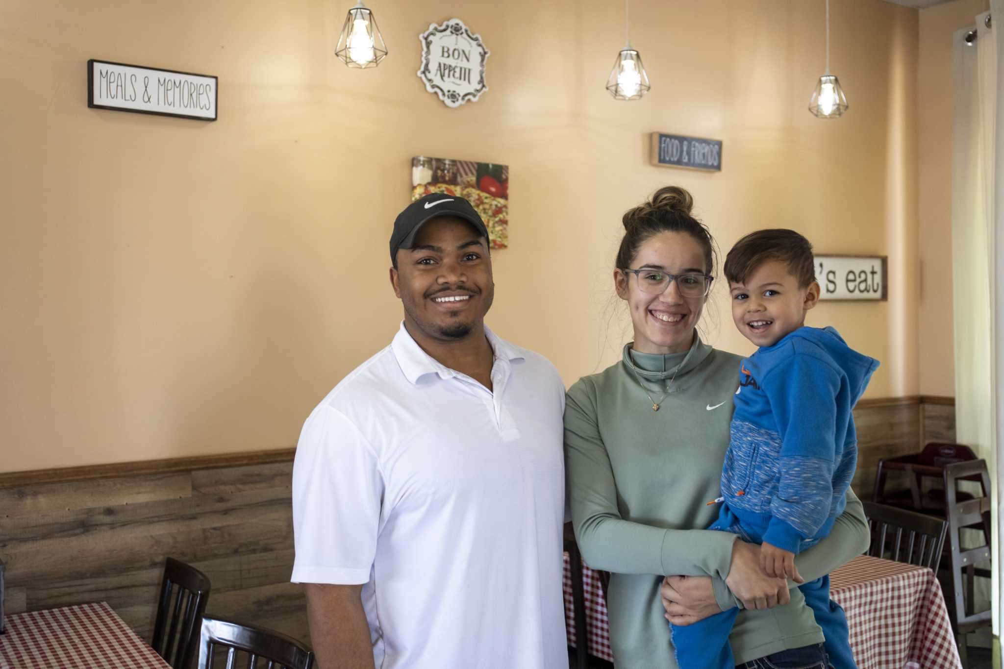 Small Bites: MD Pizza Factory’s new owner has a long history at pizzeria