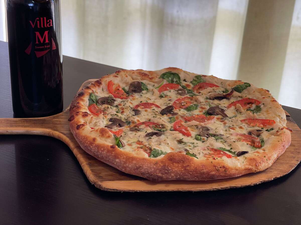 Small Bites: MD Pizza Factory’s new owner has a long history at pizzeria