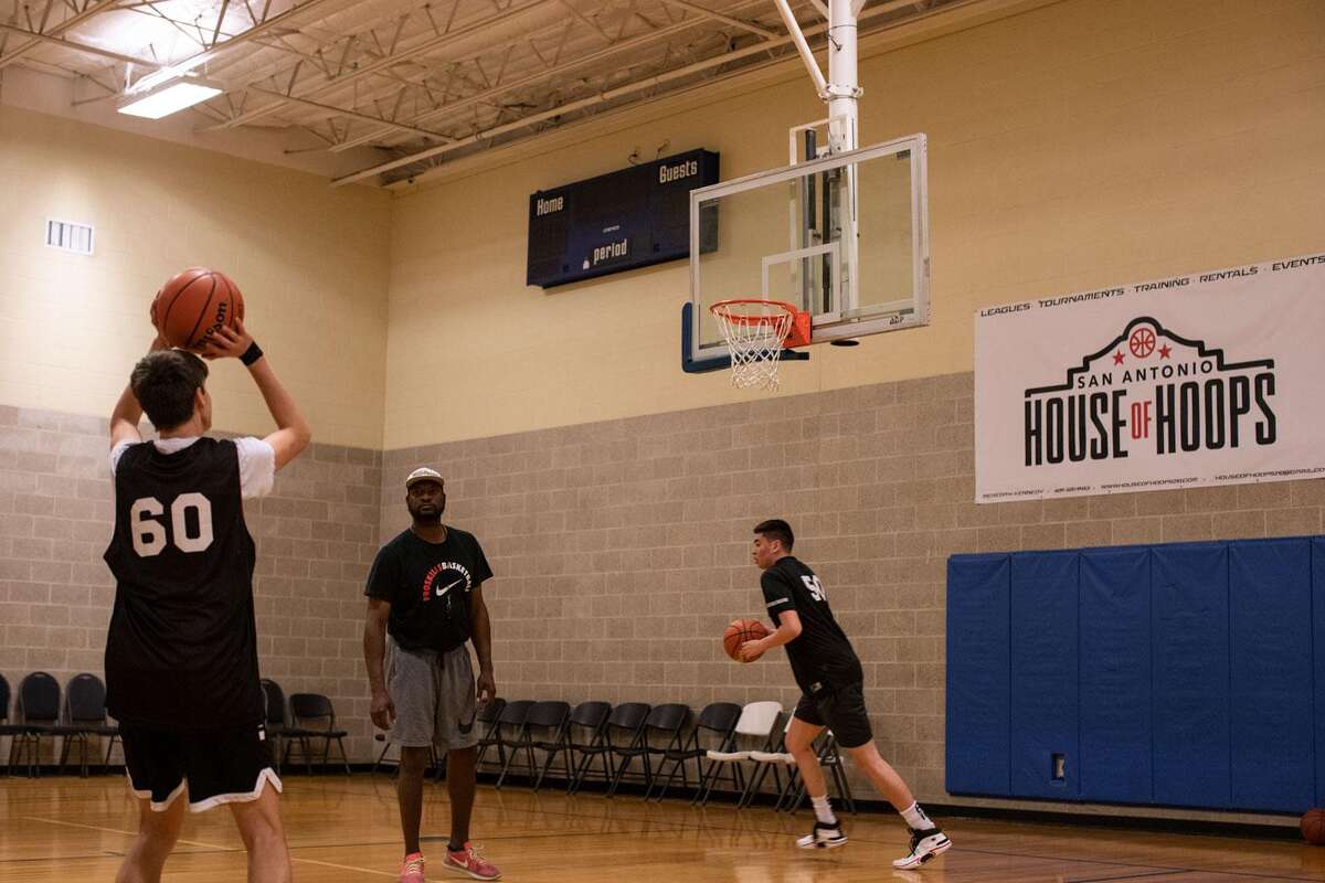 San Antonio youth basketball program Nike ProSkills gets help from ...