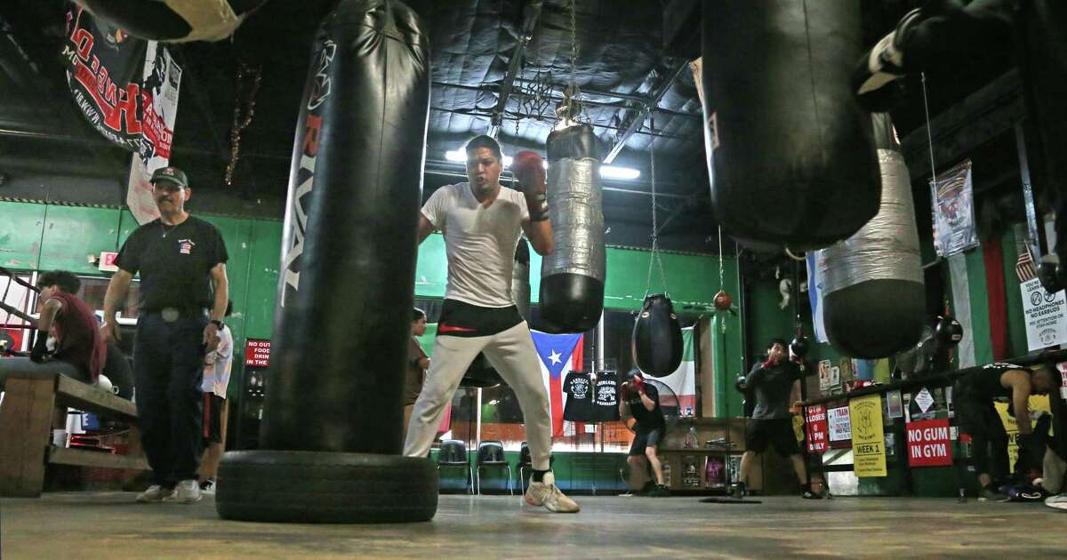 Sam Randazzo’s touch benefits local Golden Gloves boxing tournament