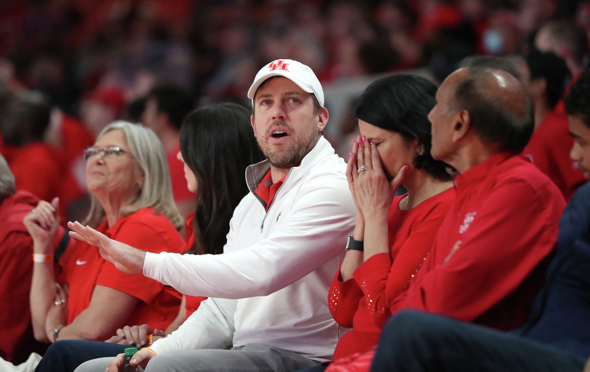 UH football: Former Cougar starts quarterback camp