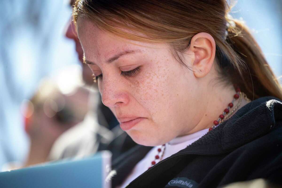 Family of Arlene Alvarez calls for an end to gun violence against ...