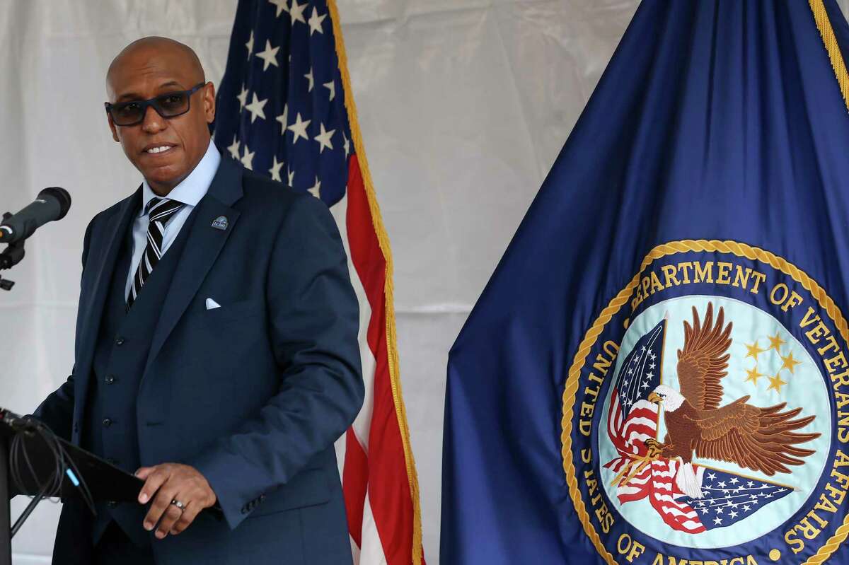 Marker unveiled at Fort Sam amid clemency effort for executed Black ...