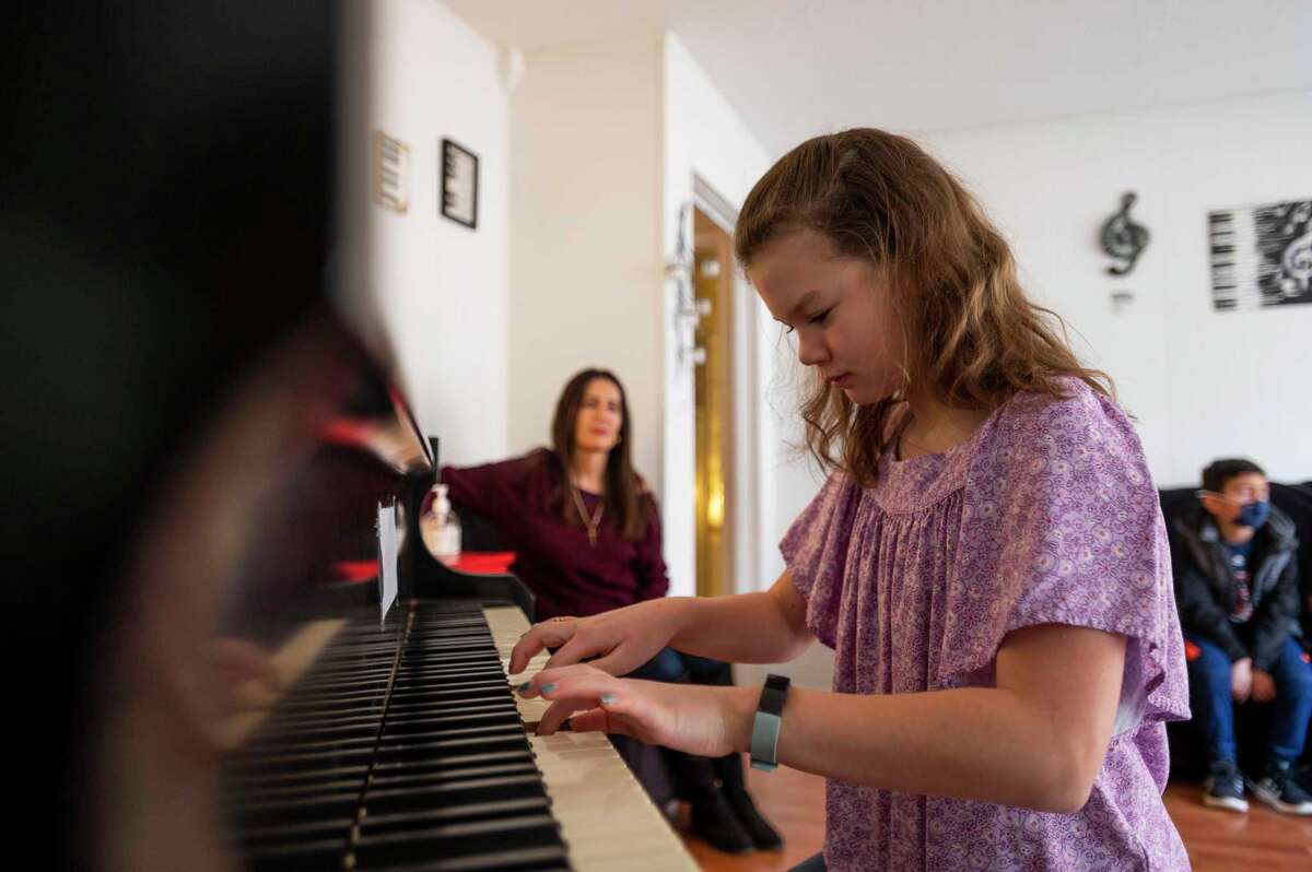 The big ‘Botched’ reveal: Clear Lake woman’s nose is finally fixed ...