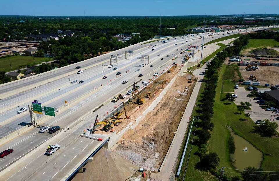 Texas 288 commuters could pay $22 per day in tolls. Many prefer to sit ...