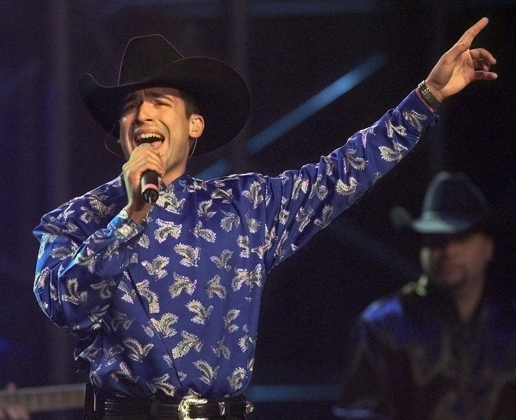 'Desvelado' artist Bobby Pulido plans political pivot