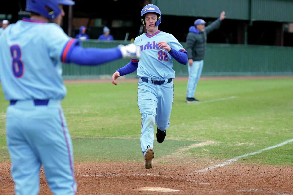 Rice downs Houston Baptist to give Jose Cruz Jr. first coaching win