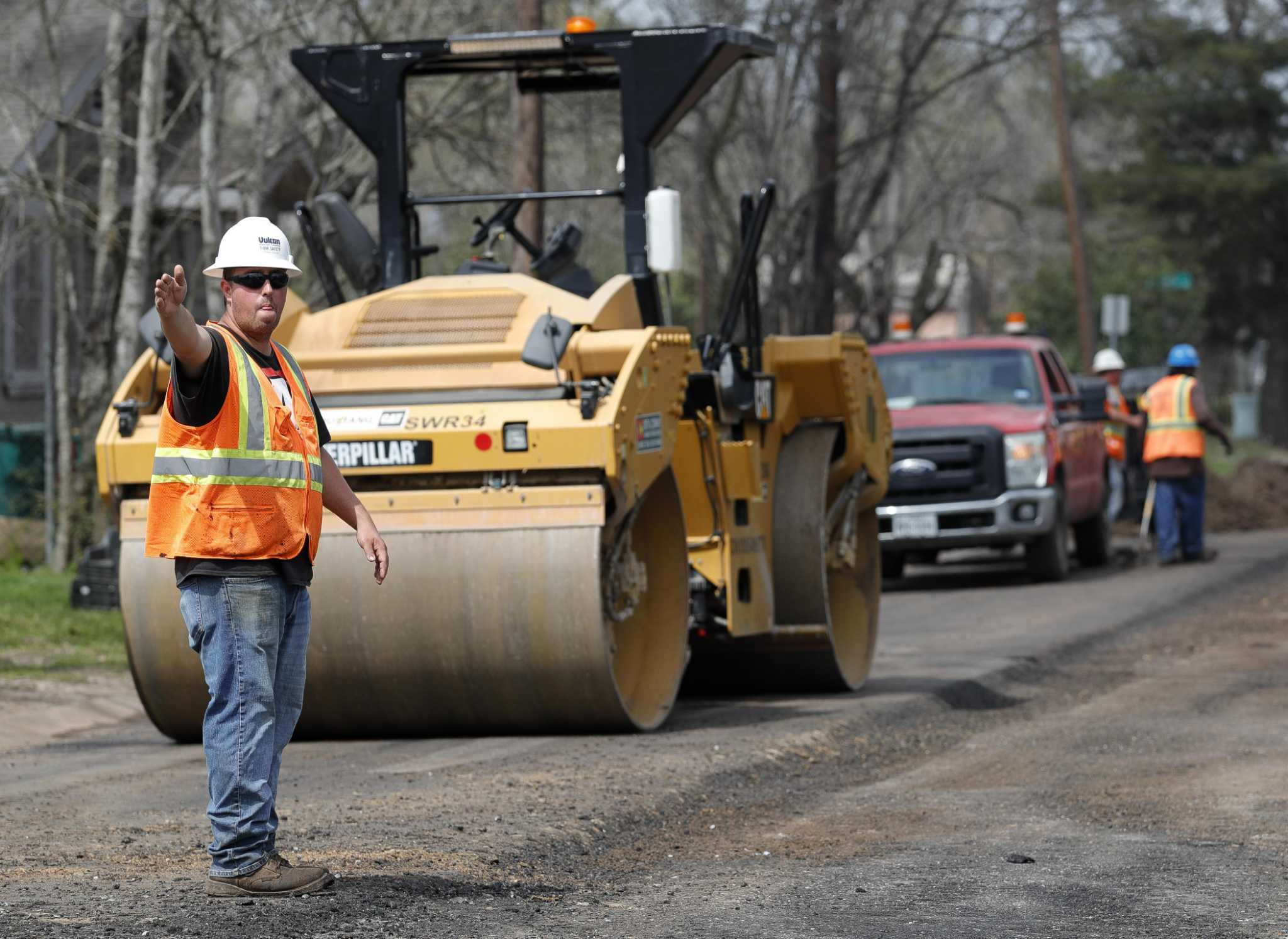 Conroe to spend $1.2M to repave 6th Street