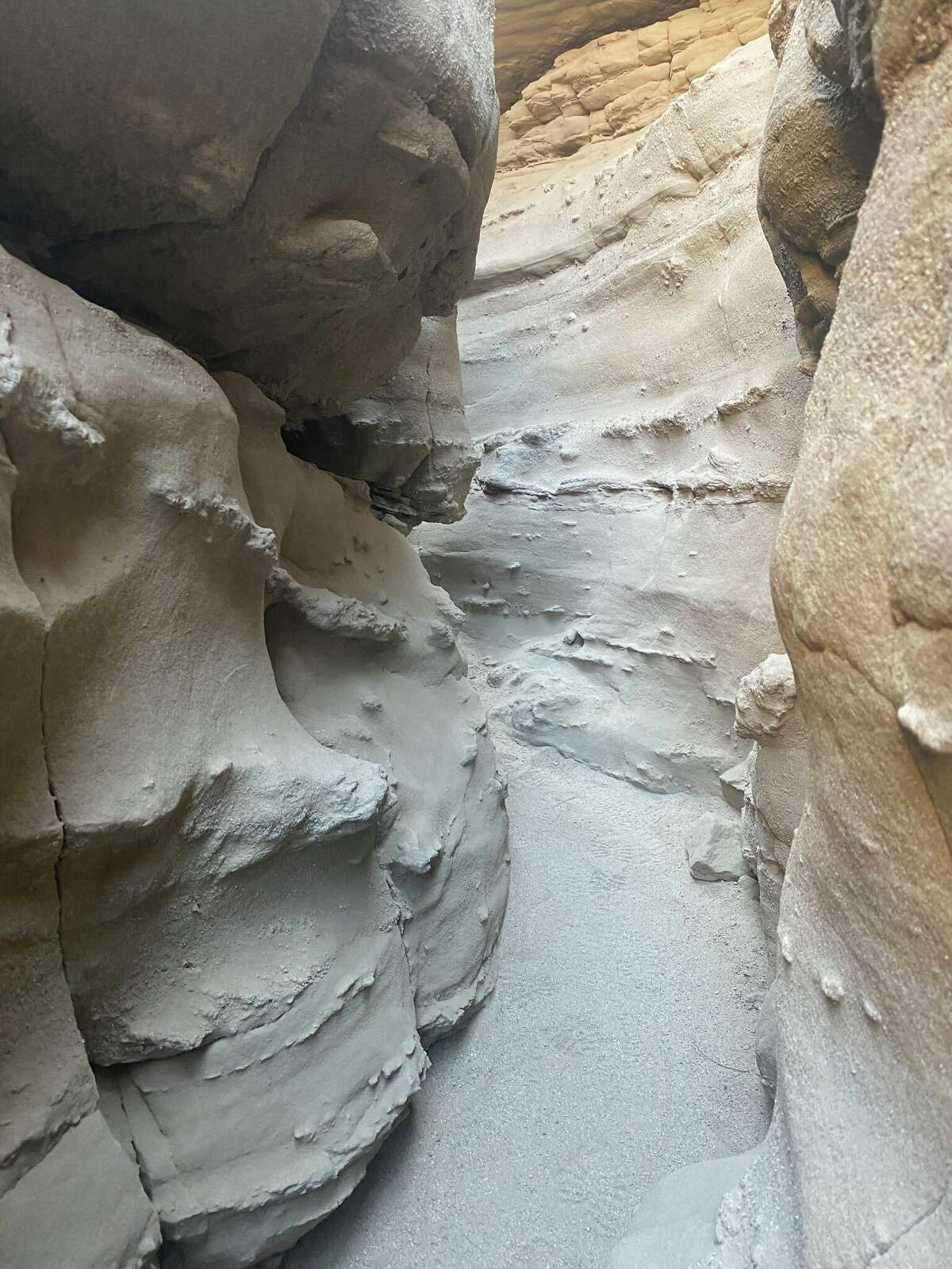 I hiked a California slot canyon in Anza-Borrego park