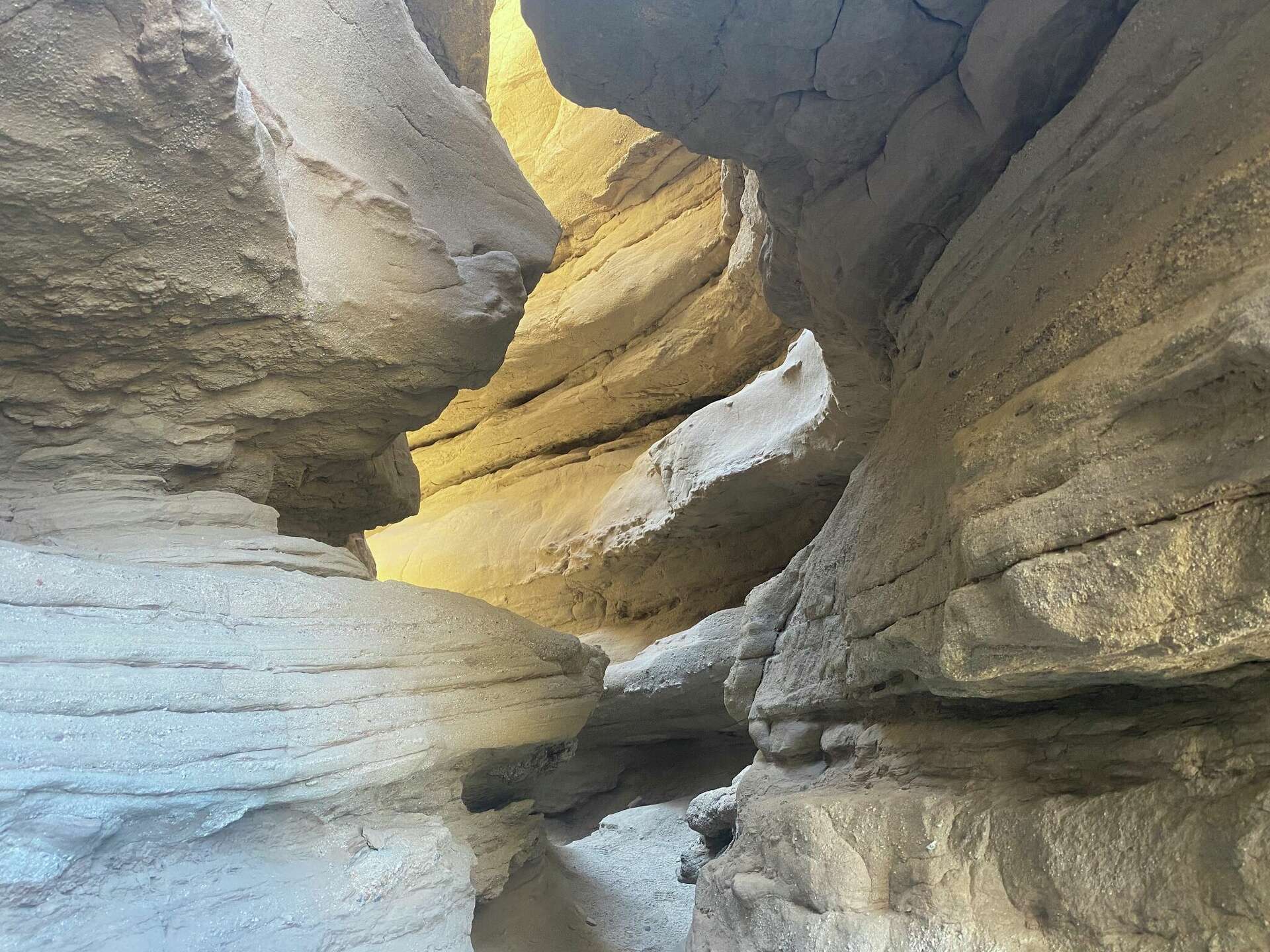 I hiked a California slot canyon in Anza-Borrego park