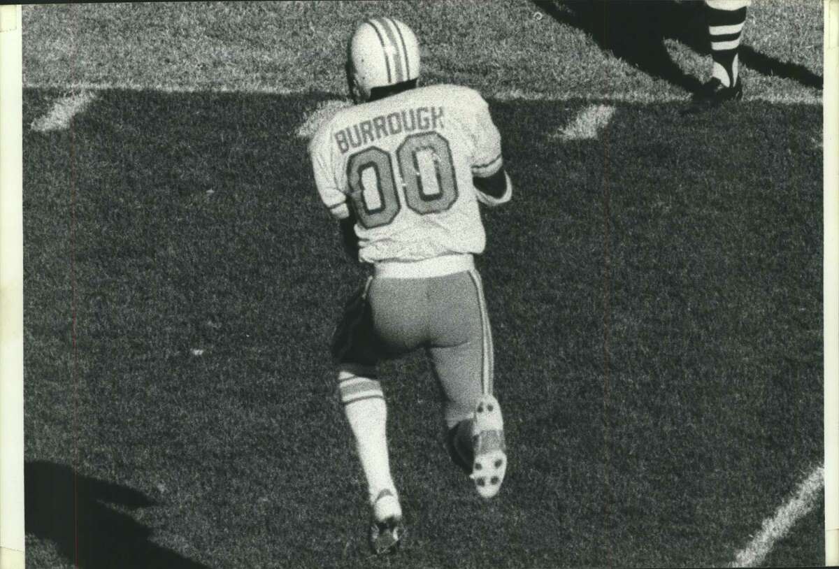 Former Oilers Pro Bowl receiver Kenny Burrough dead at 73