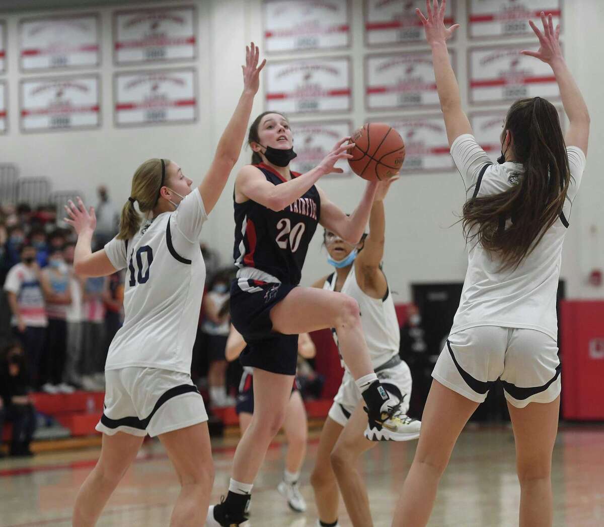 Mayo leads Notre Dame-Fairfield past New Fairfield, to 3rd straight SWC ...