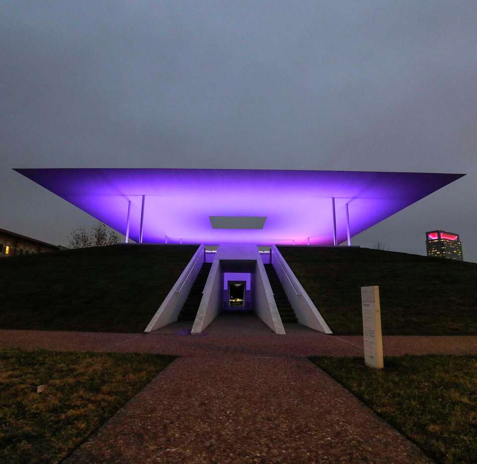 James Turrell's Skyspace at Rice turns 10. The woman who funded his $5 ...