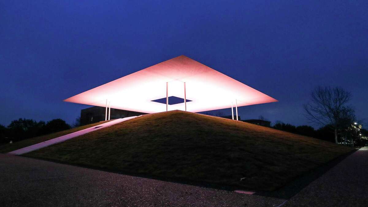 James Turrell's Skyspace at Rice turns 10. The woman who funded his $5 ...