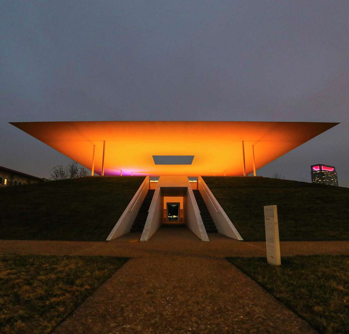 James Turrell's Skyspace at Rice turns 10. The woman who funded his $5 ...