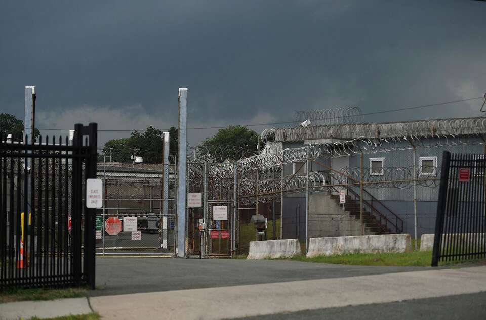 CT ombudsman likely to sue DOC for info on alleged assault by guards