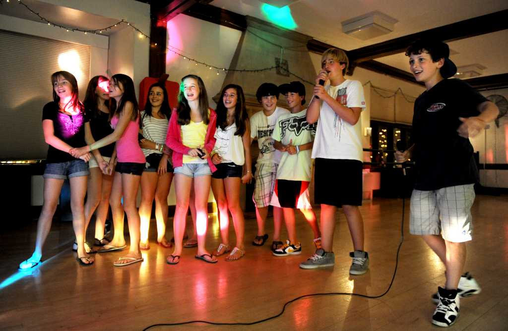 Westport kids enjoy 'fun night' at Family Y