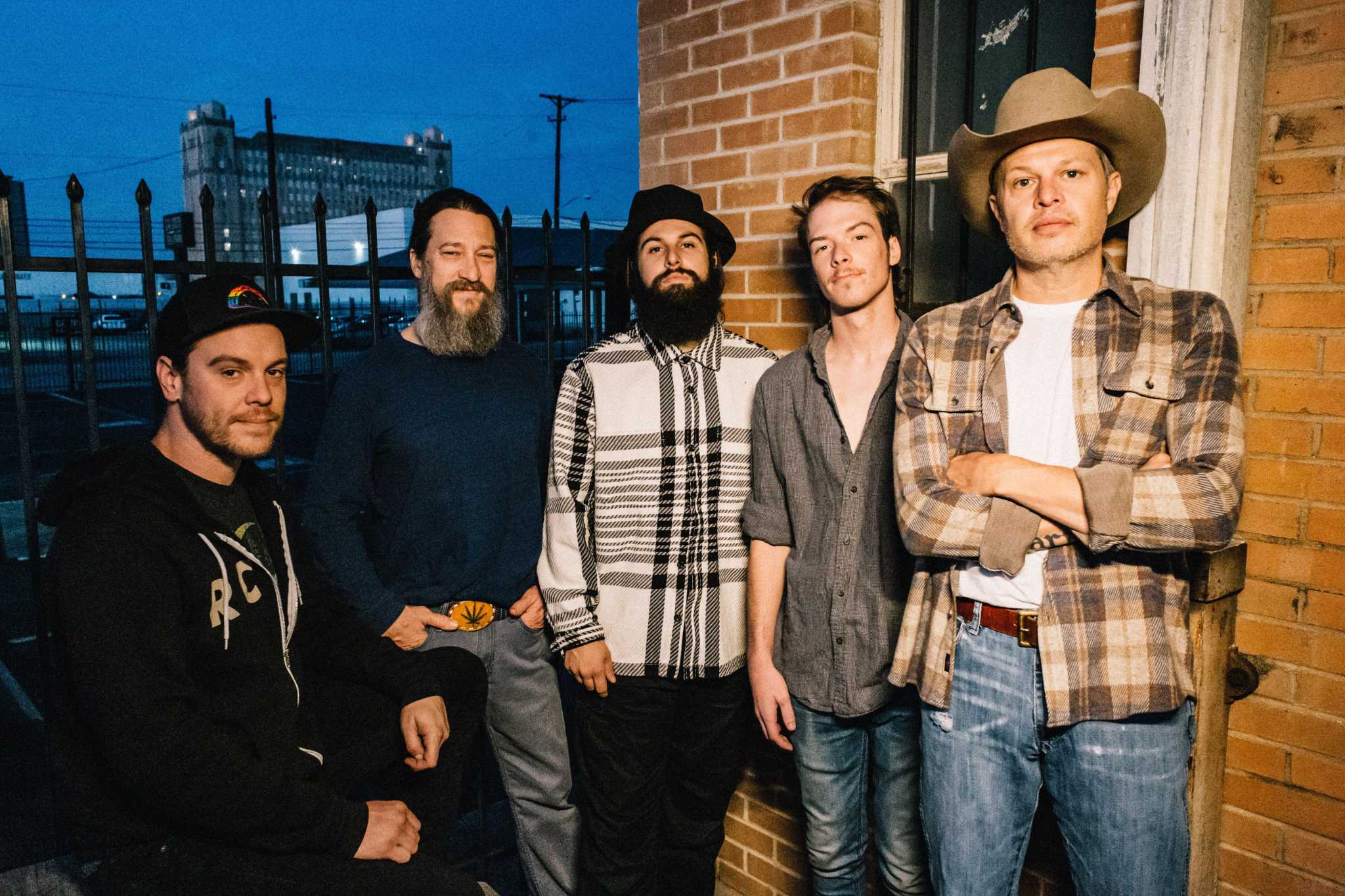 Texas singer Jason Boland tells of UFOs, time travel in new album