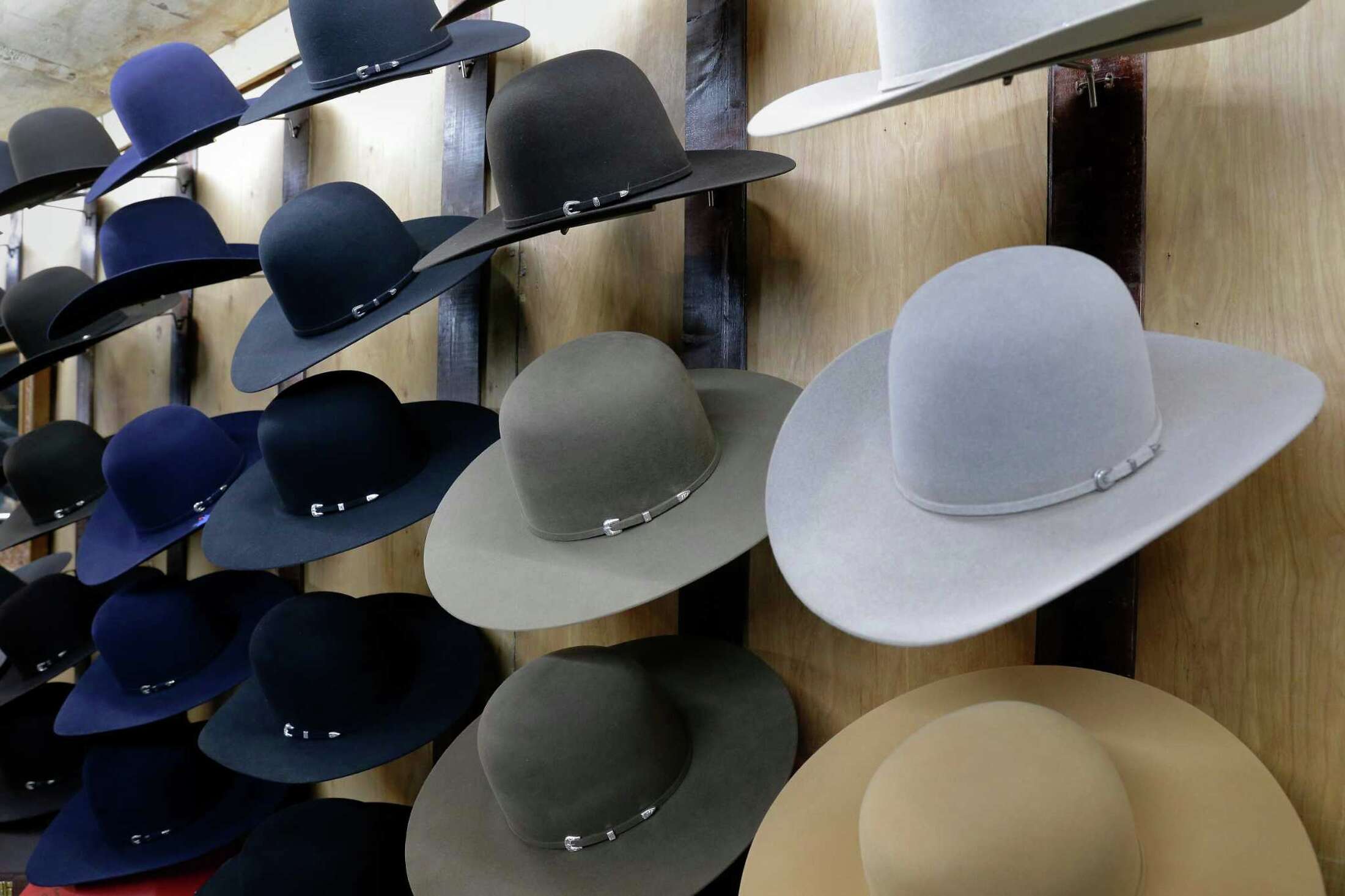 What to shop for at the Houston Rodeo, from $700 cowboy hats to antler ...