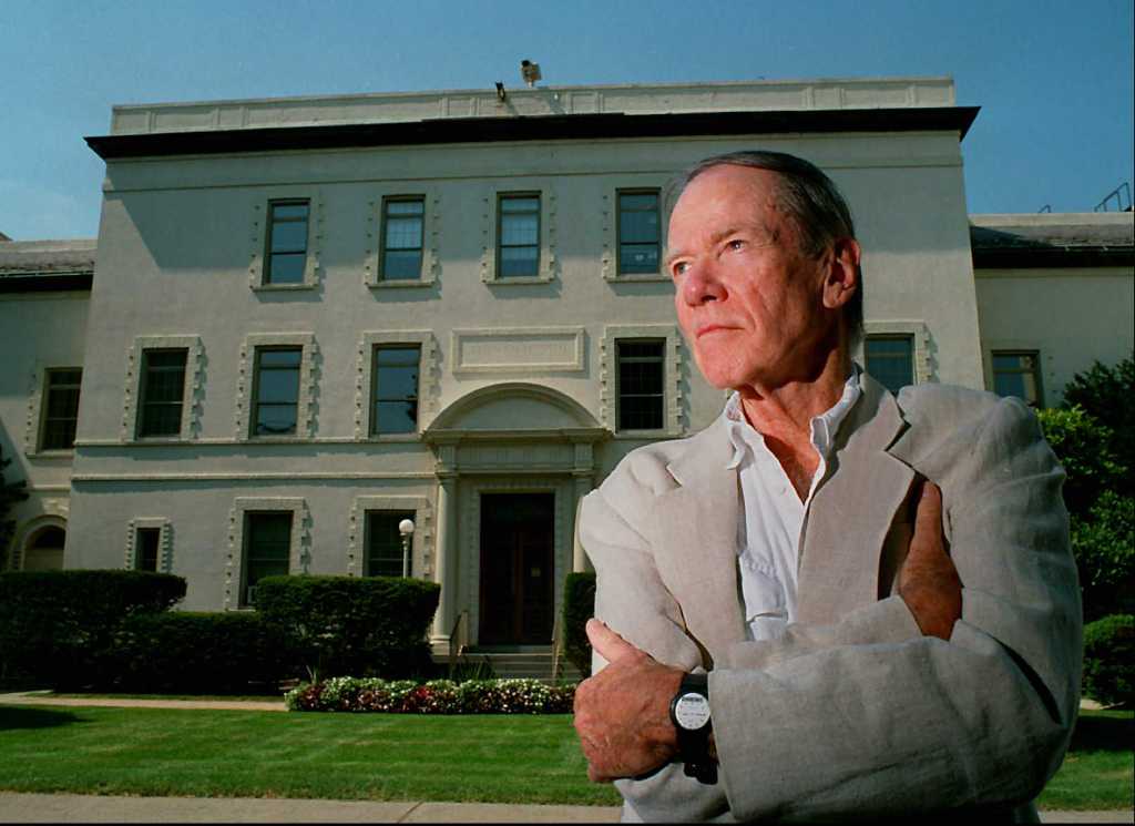 Emmy-winning documentarian dies