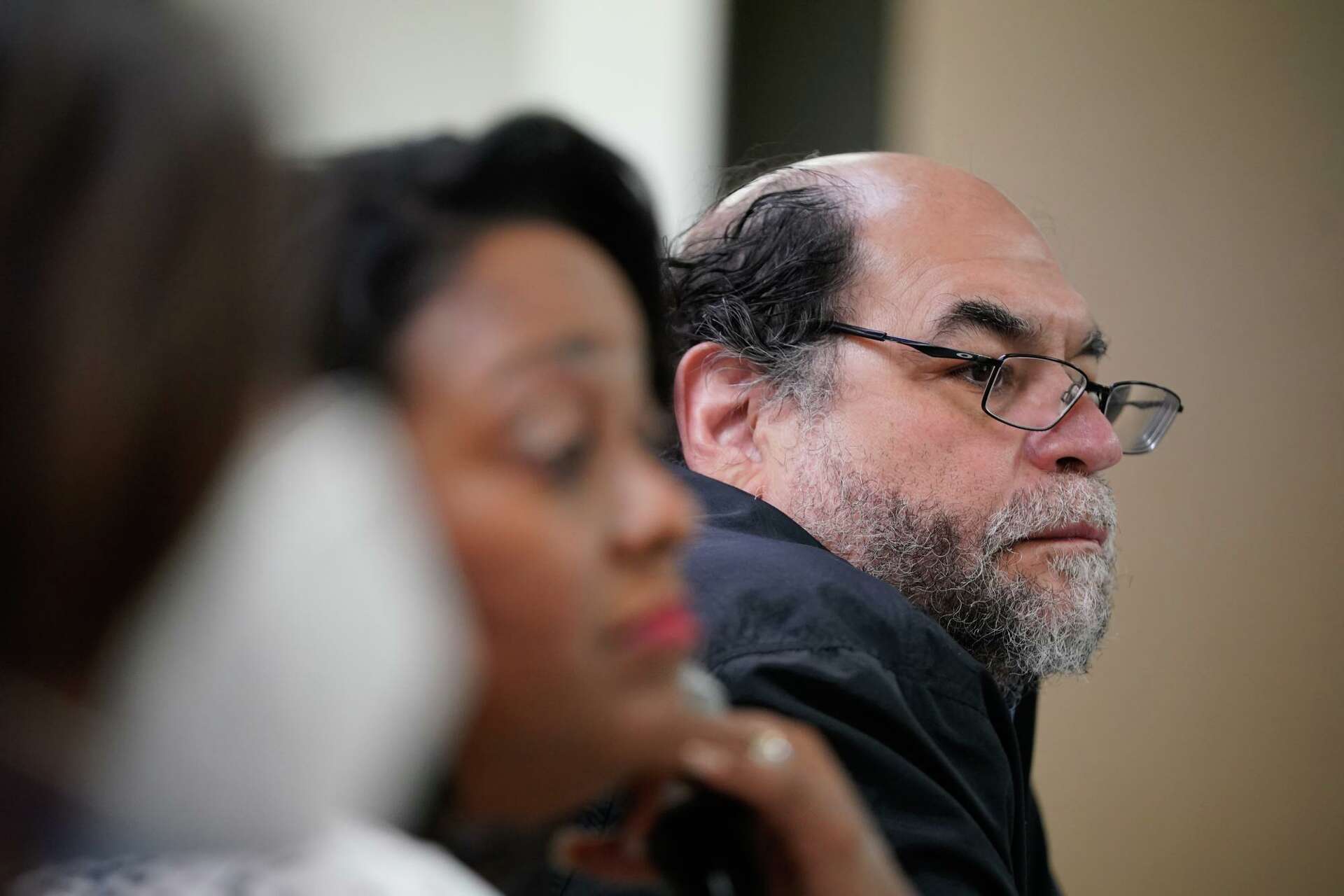 ‘There is no agreement’: Residents want to keep neighborhoods together ...